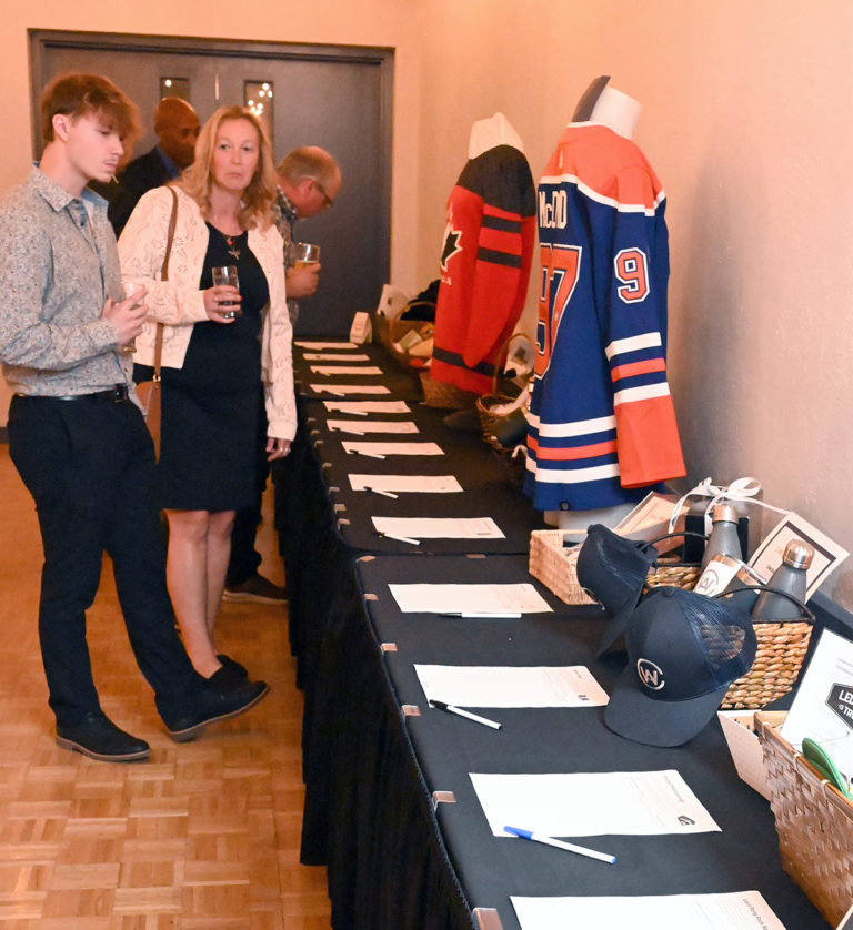 Successful auction supports Hall's initiatives - Saskatchewan Sports ...